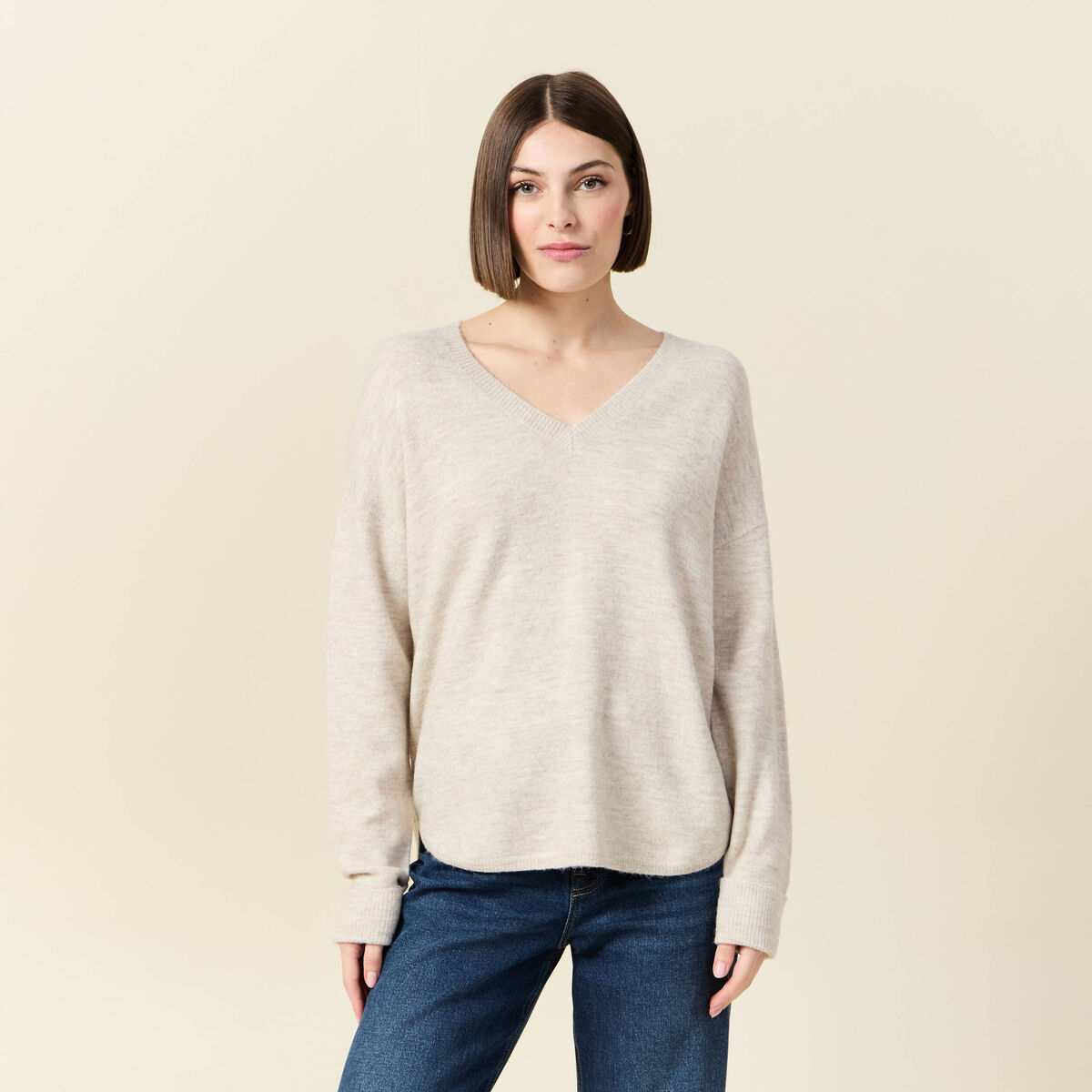 Pull manches longues col en V creme femme | Vibs