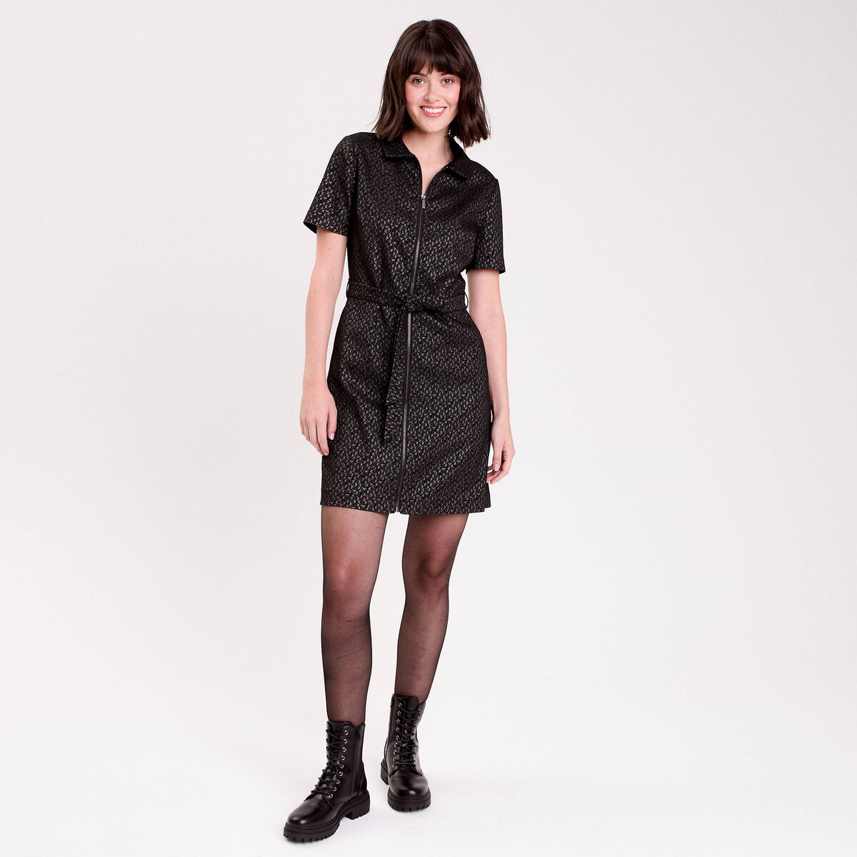 Robe droite courte col chemise noir femme | Vibs
