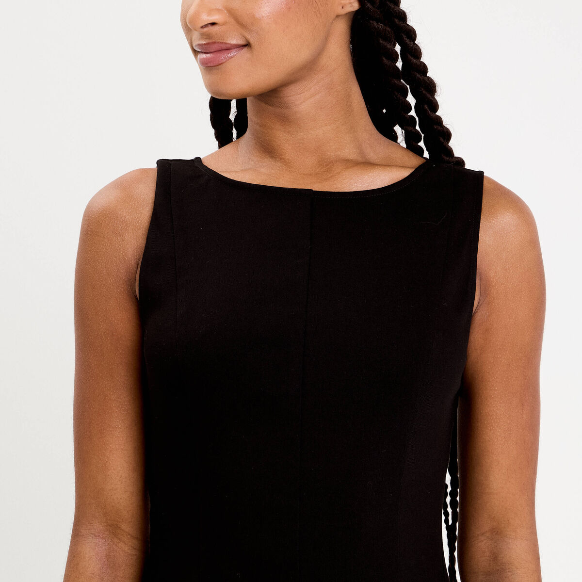 robe courte évasée col rond bretelles noir femme | Vibs