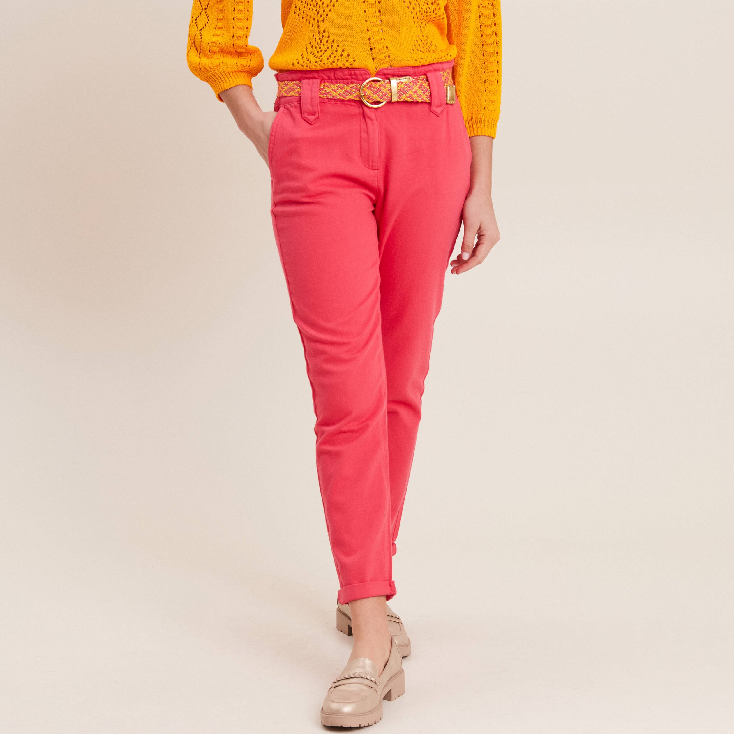 Pantalon carotte ceinturé rose cerise femme | Vibs