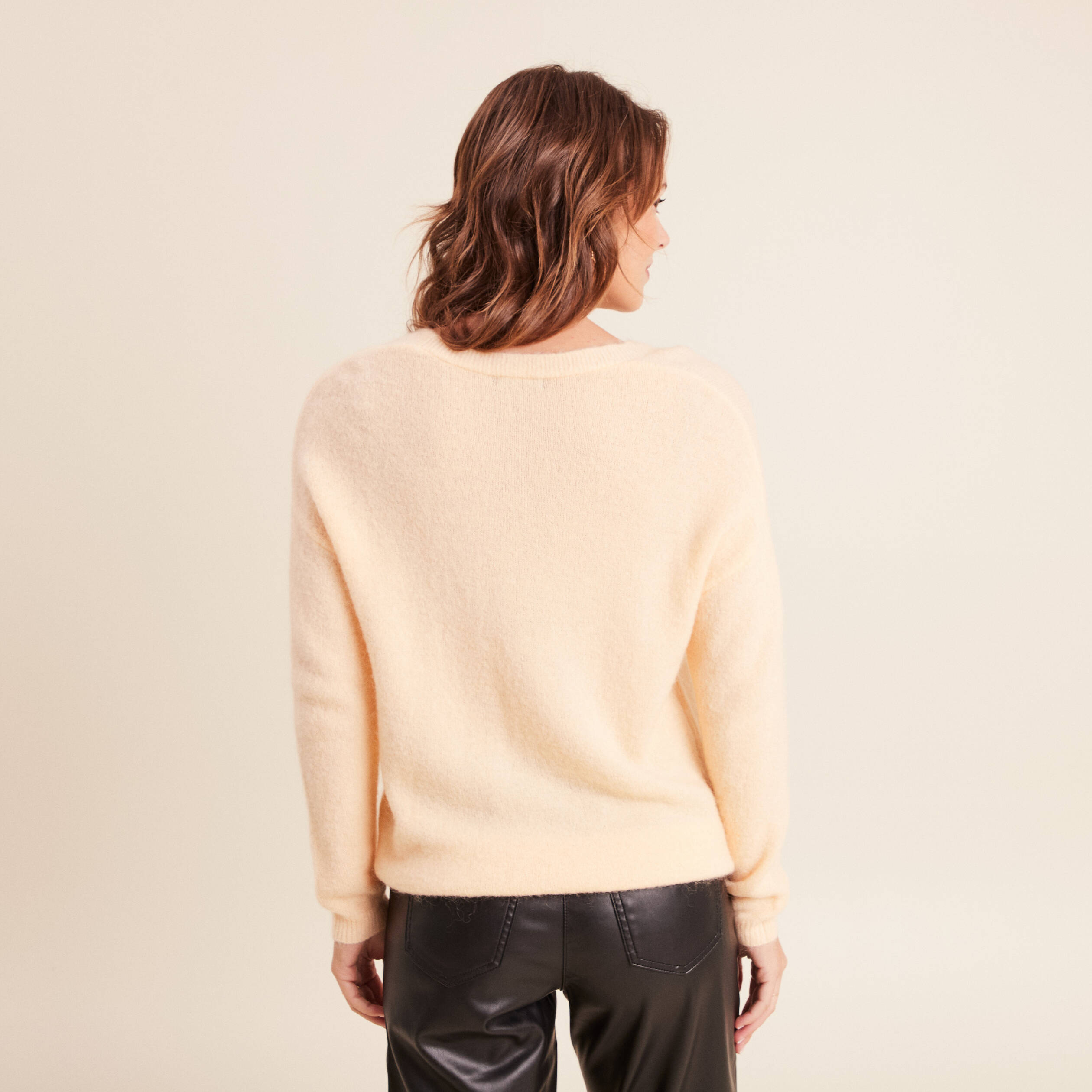 Pull col v orange abricot femme | Vibs