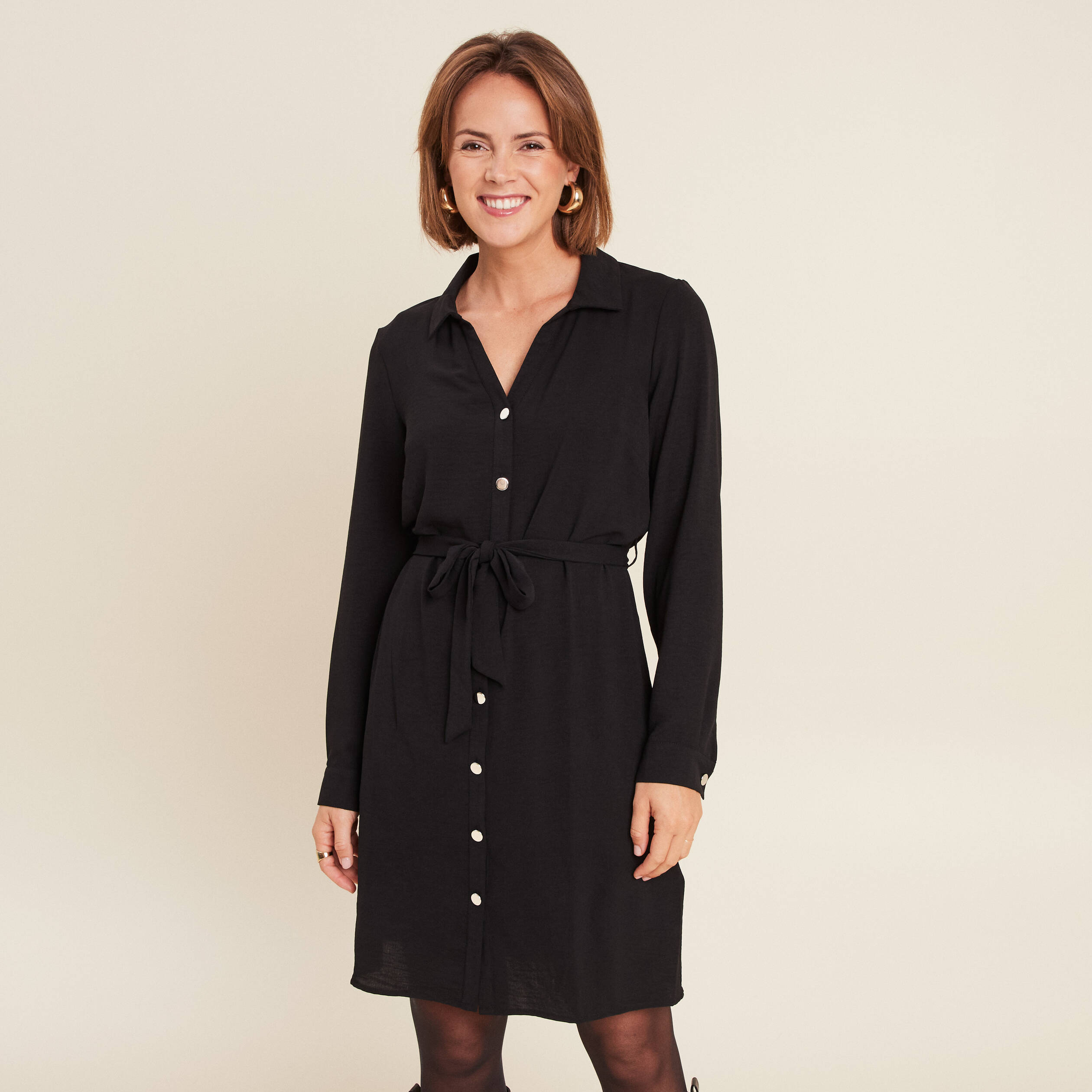 Robe chemise droite fluide noir femme | Vibs