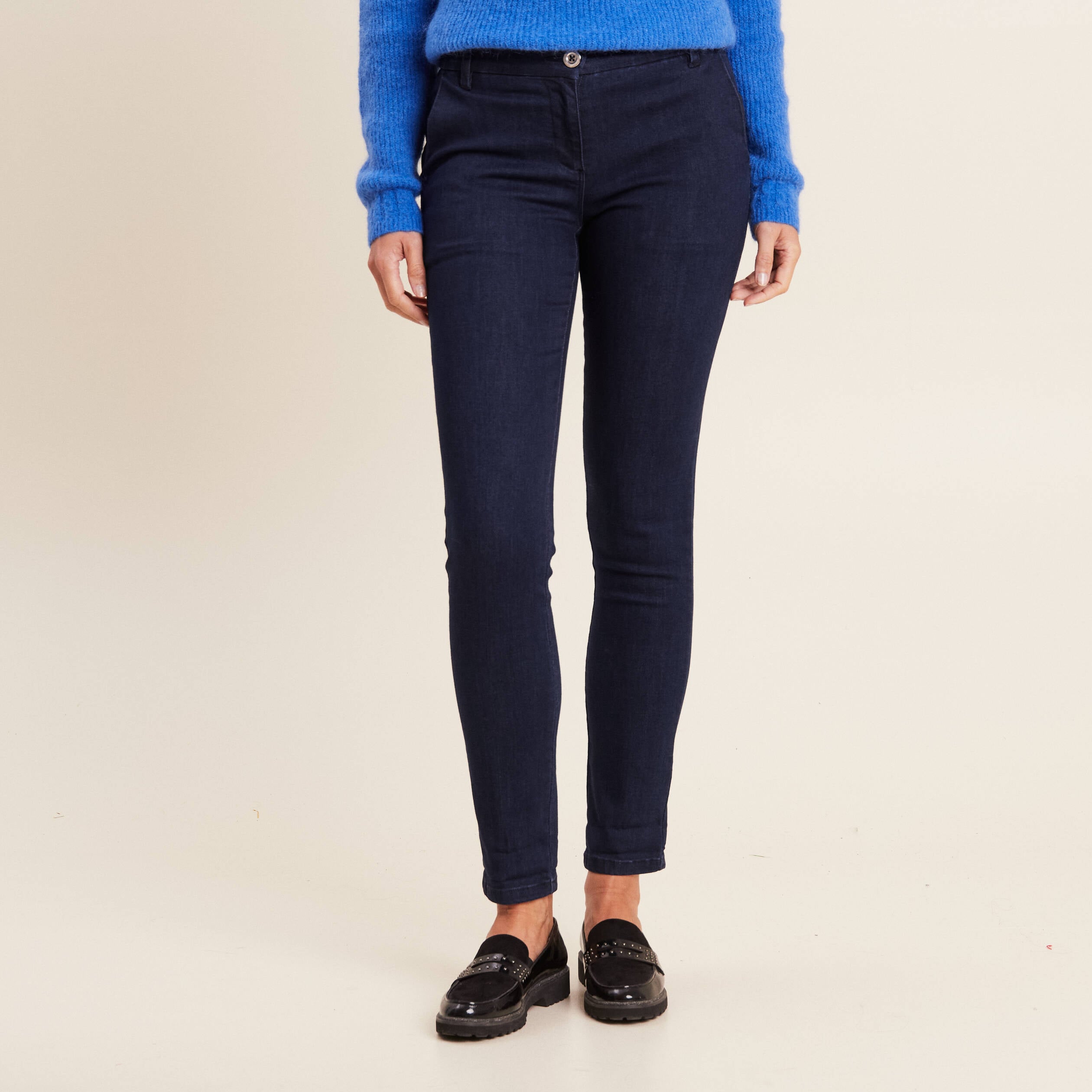 Jean ajusté taille basse denim brut femme | Vibs