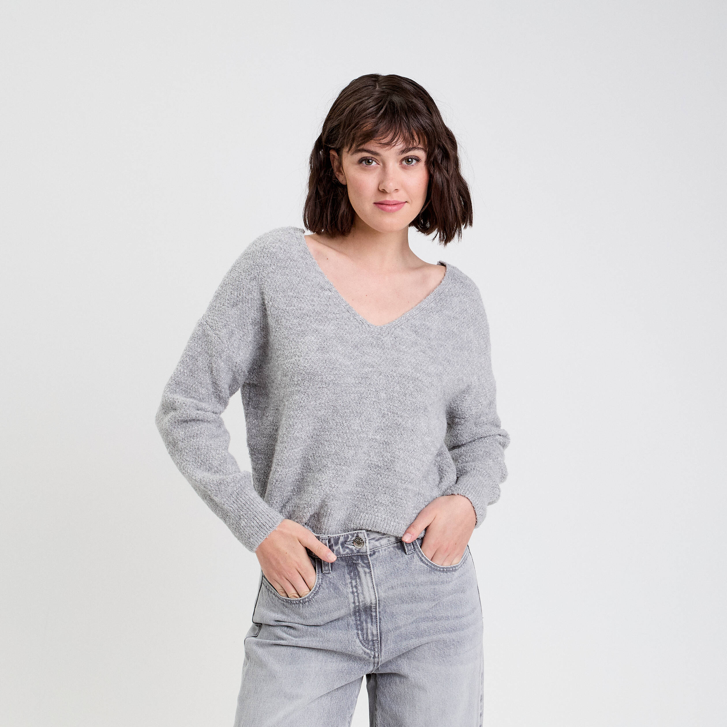 Pull manches longues col en V gris clair femme | Vibs