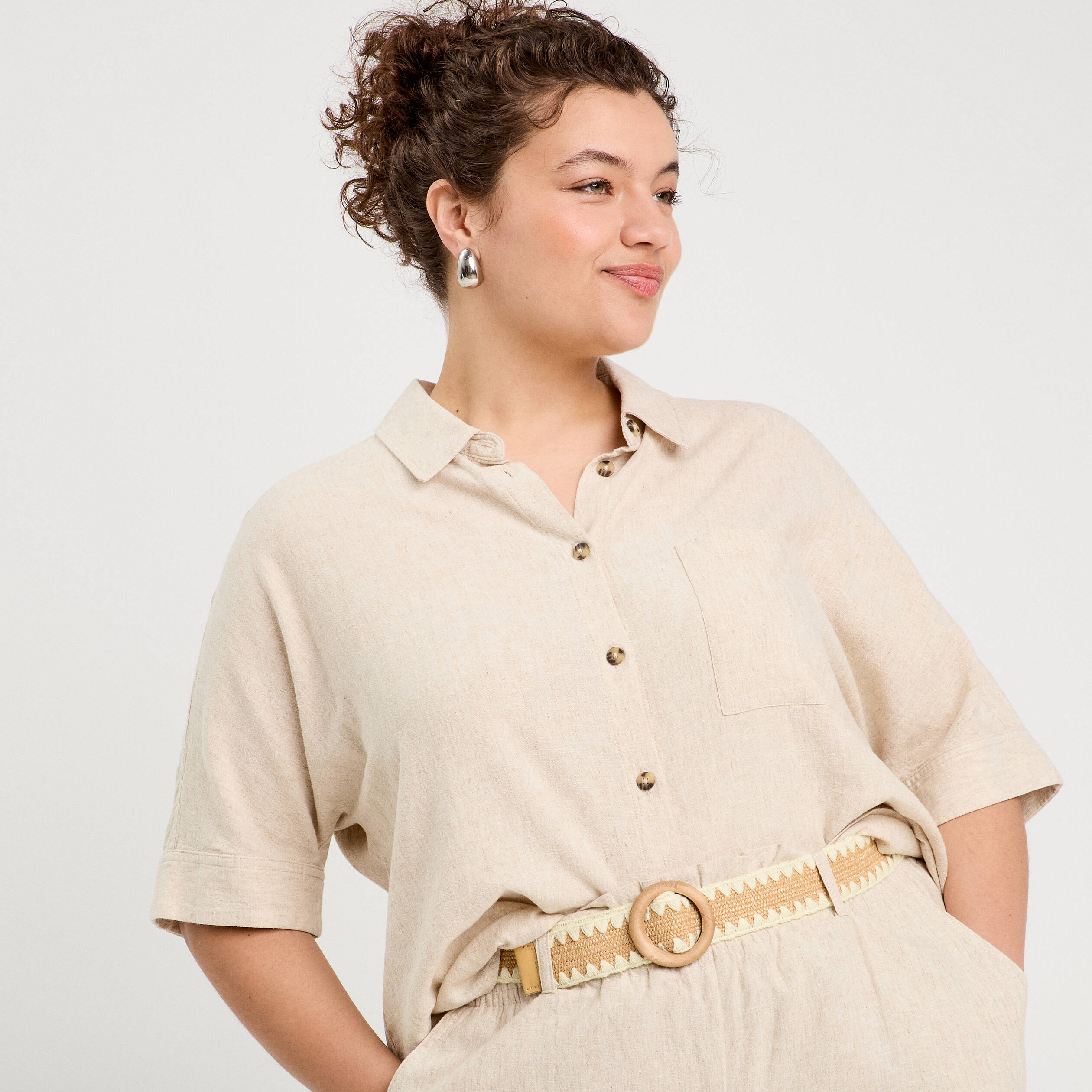 Chemise droite contenant du lin beige femme | Vibs