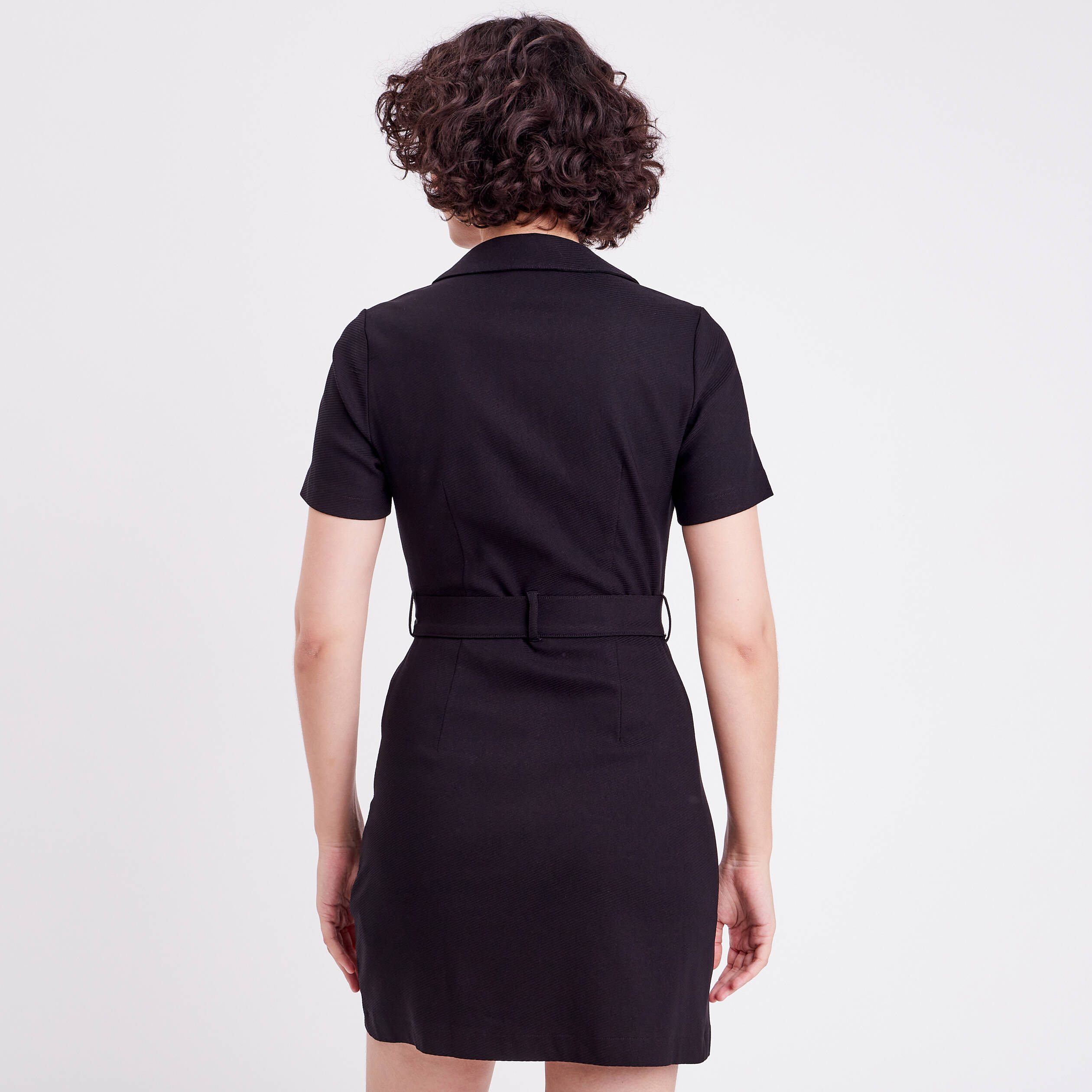 Robe droite zippée ceinturée noir femme | Vibs
