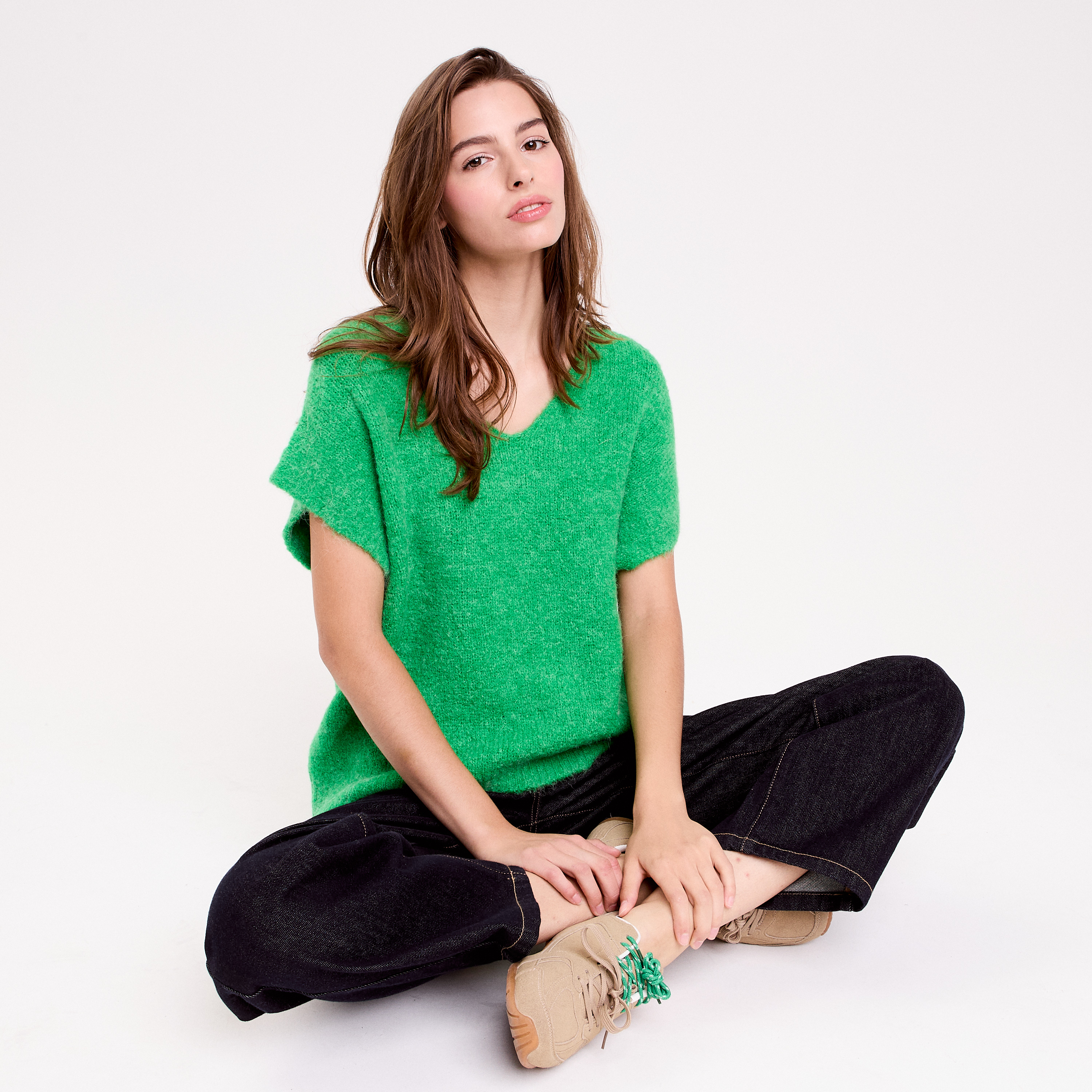 Pull oversize sans manches col v vert femme | Vibs